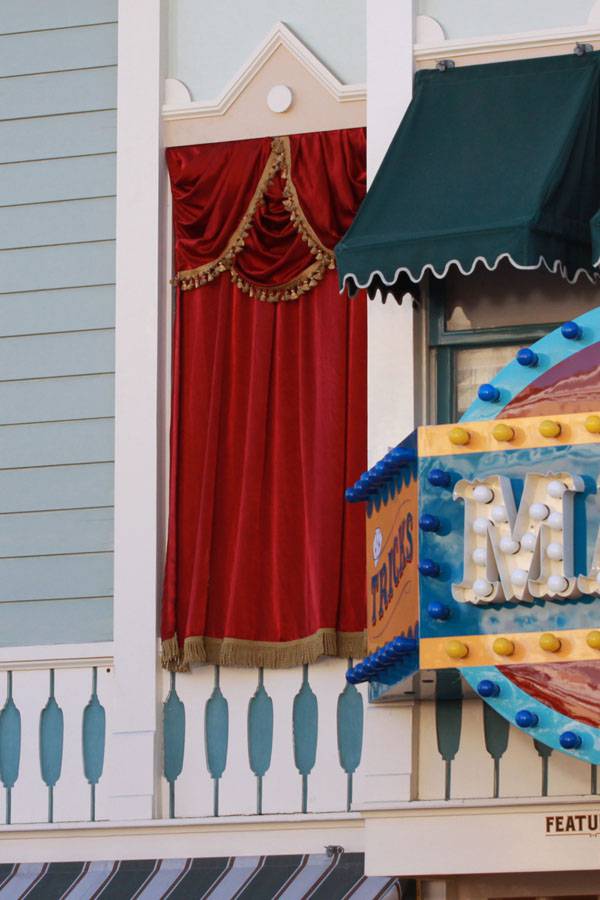 Tony Baxter Gets His Window on Main Street : EndorExpress