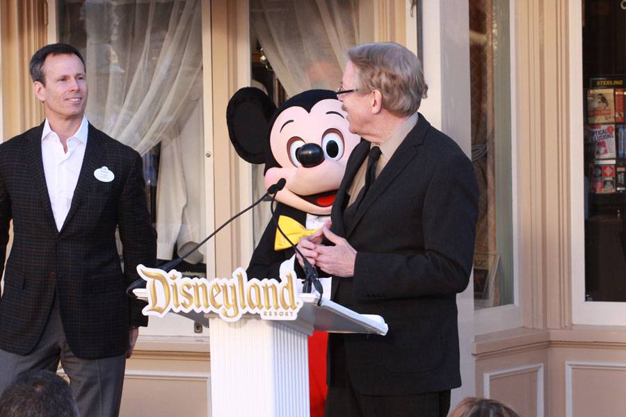 Tony Baxter Gets His Window on Main Street : EndorExpress