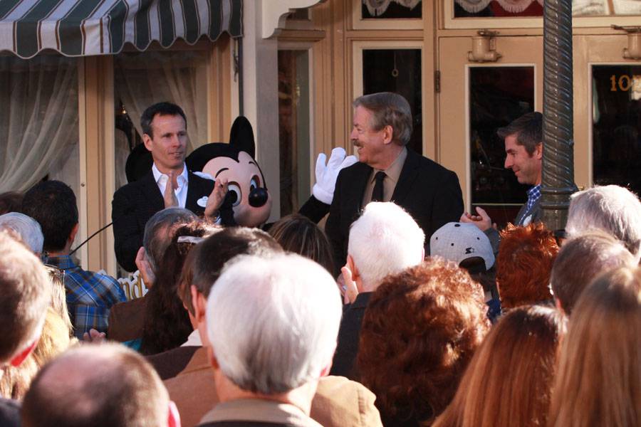 Tony Baxter Gets His Window on Main Street : EndorExpress