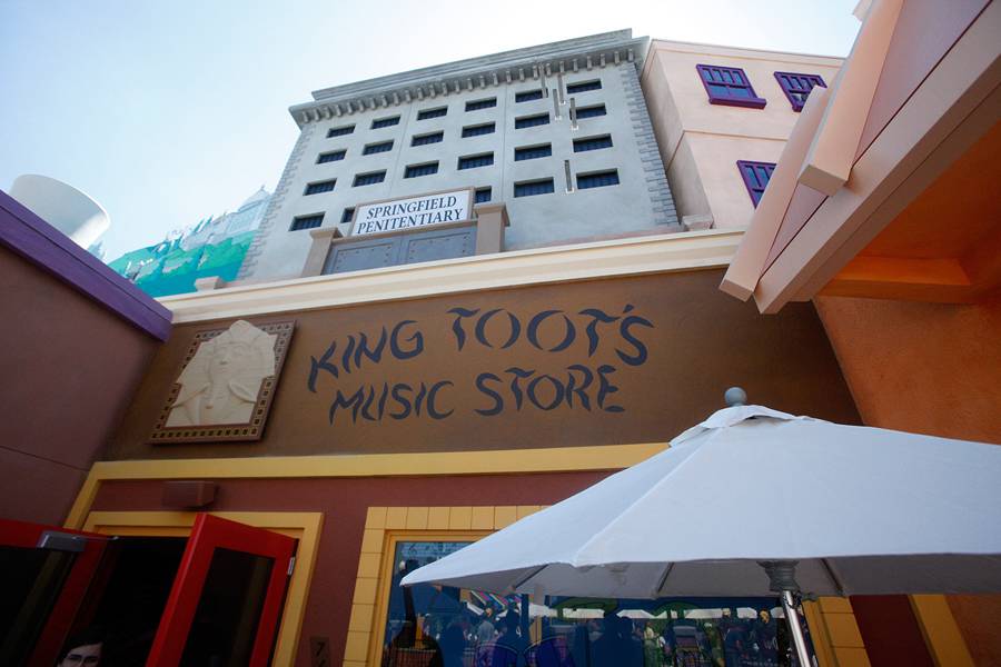 Springfield U.S.A. opens in Hollywood : EndorExpress