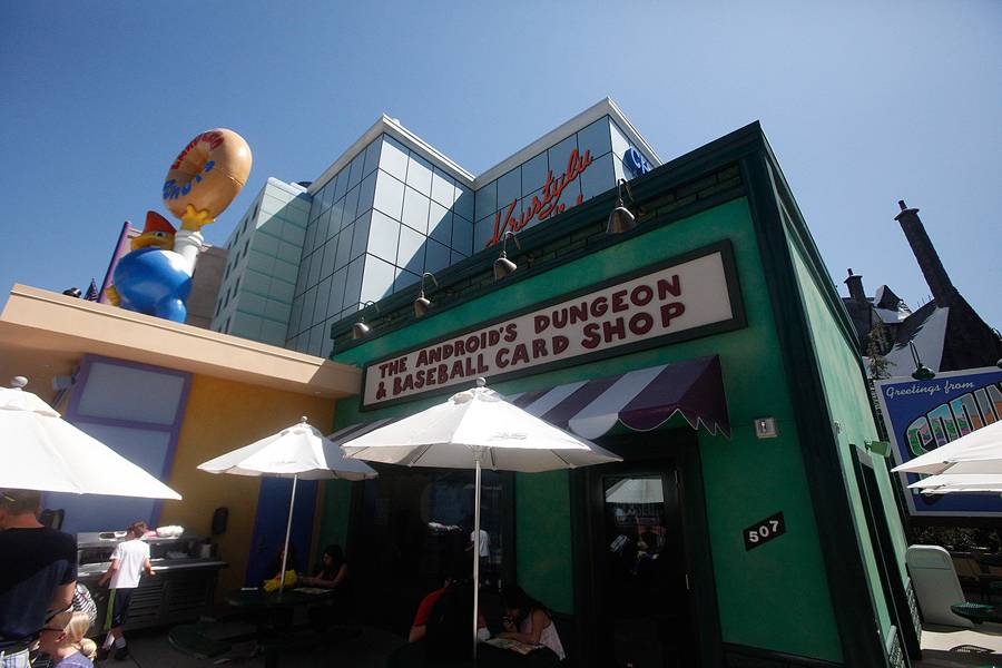 Springfield U.S.A. opens in Hollywood : EndorExpress