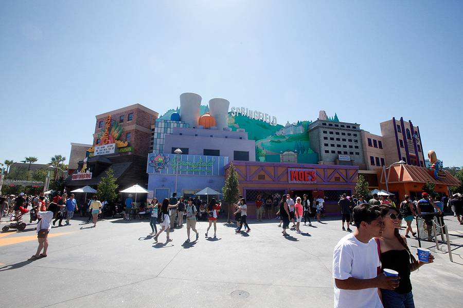 Springfield U.S.A. opens in Hollywood : EndorExpress