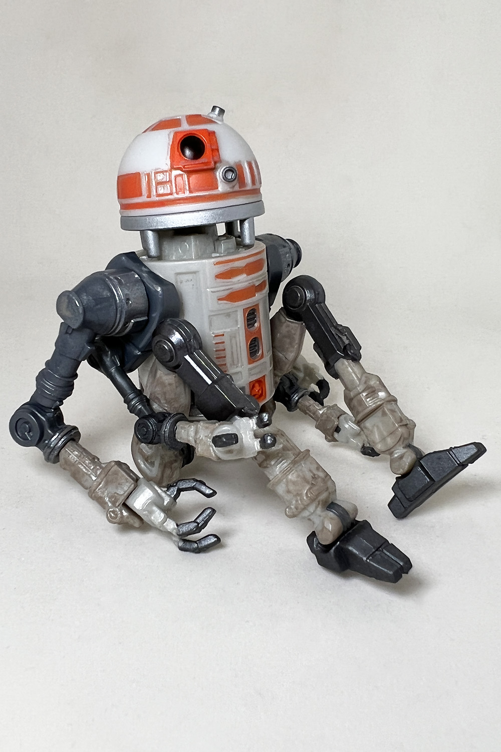 The Mandalorian Droid Factory 4-Pack: Closer Look : EndorExpress