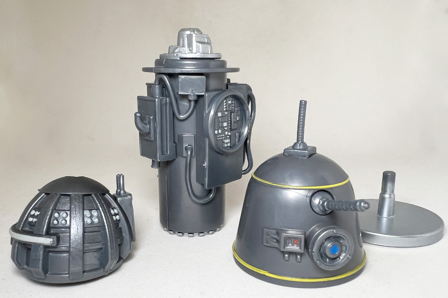 The Mandalorian Droid Factory 4-Pack: Closer Look : EndorExpress