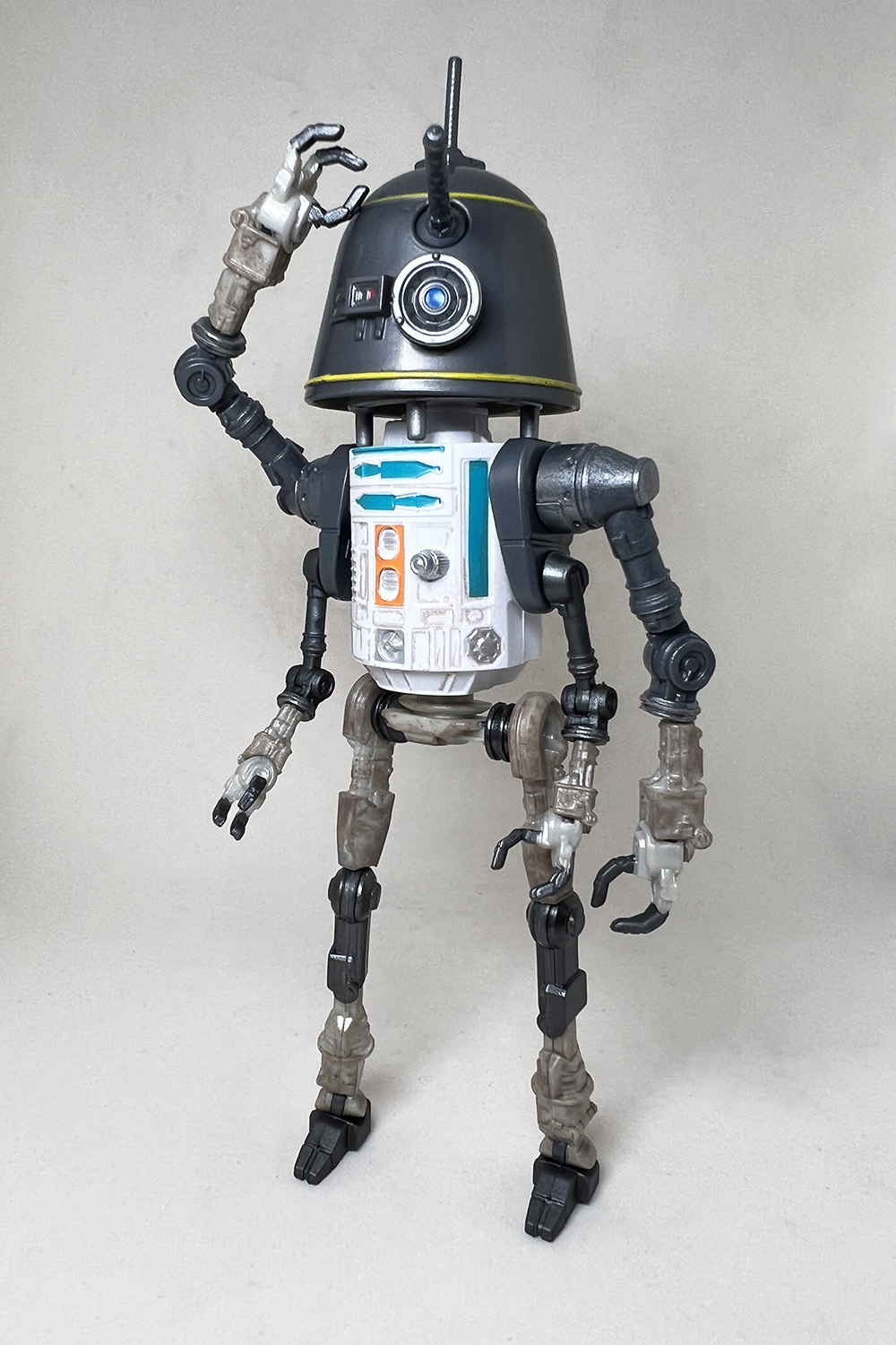 The Mandalorian Droid Factory 4-Pack: Closer Look : EndorExpress