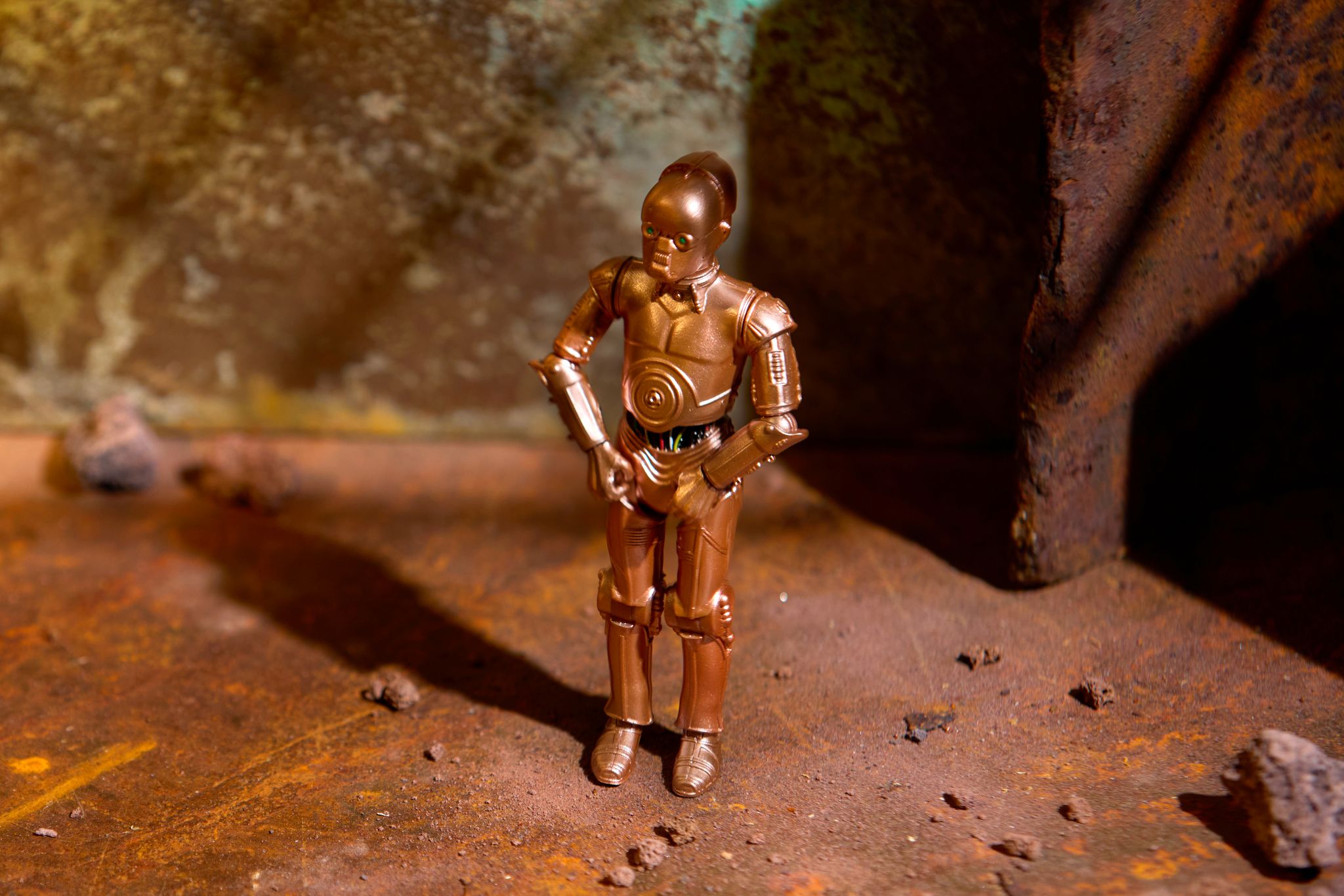 Disney Store and Disney Parks Announce Droid Factory Friday Series ...